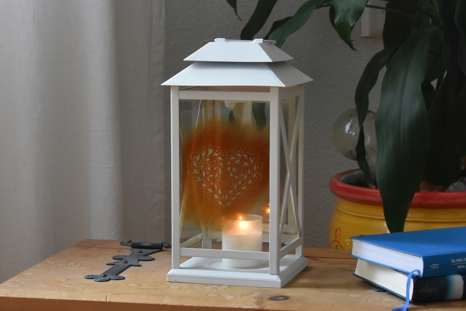 Laterne mit damasziertem Herz – Glasmalerei Christen | Webshop